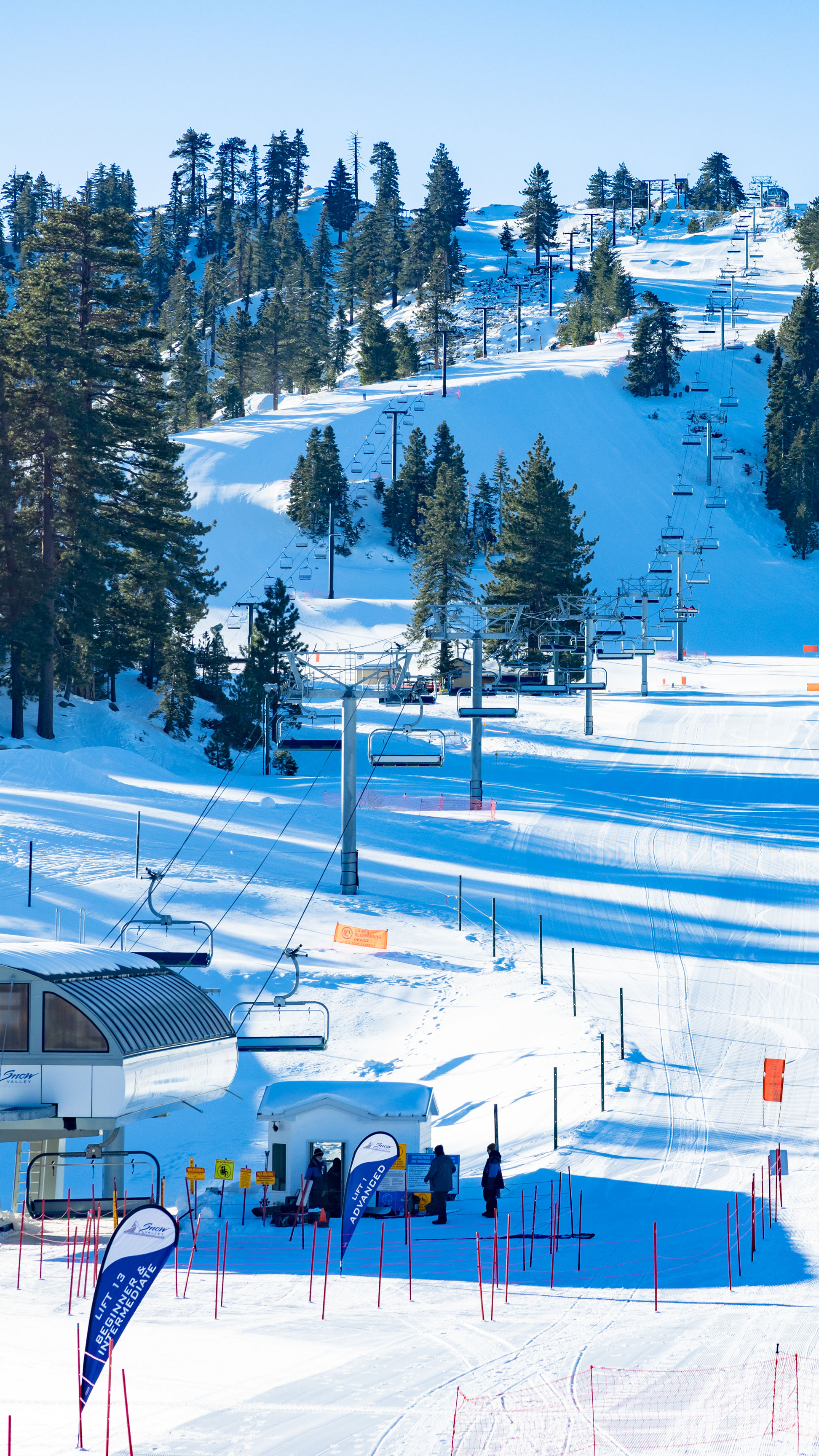 Free BBMR Device Backgrounds | Three Resorts, Fun Times