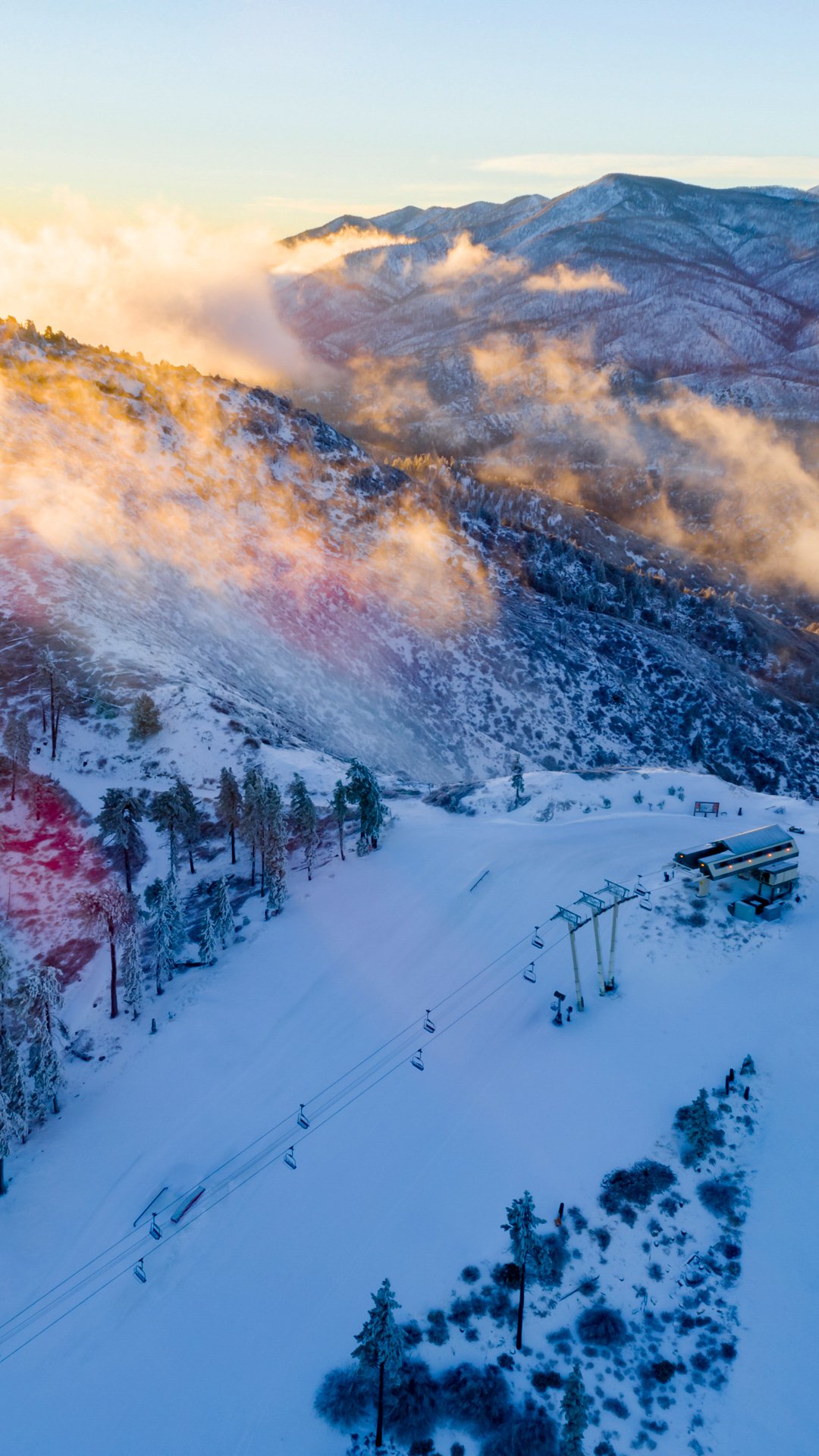 Free BBMR Device Backgrounds | Three Resorts, Fun Times